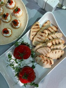 Russian cuisine restaurant Russian Weapons (Leningrad Region, Lomonosovskiy District, Villozskoye gorodskoye poseleniye, territoriya SSK Russkoye Oruzhiye, 2), restoran  Saint‑Petersburg ve Leningradskaya oblastından