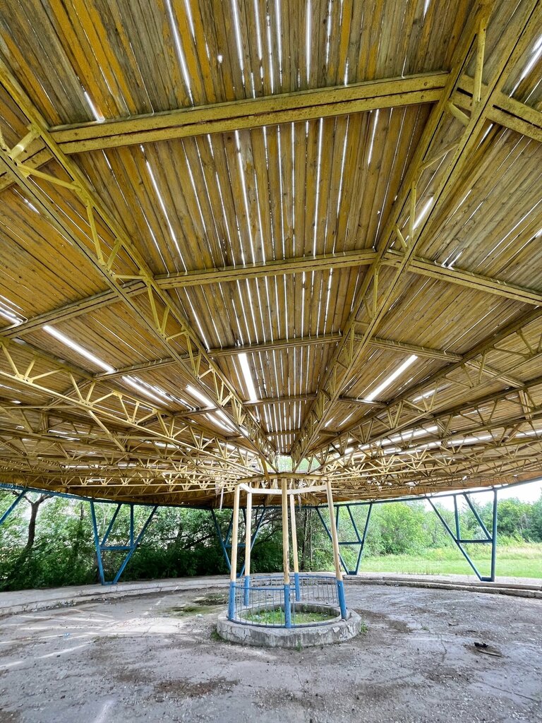 Mangal veya barbekü alanı Barbecue area, Magnitogorsk, foto