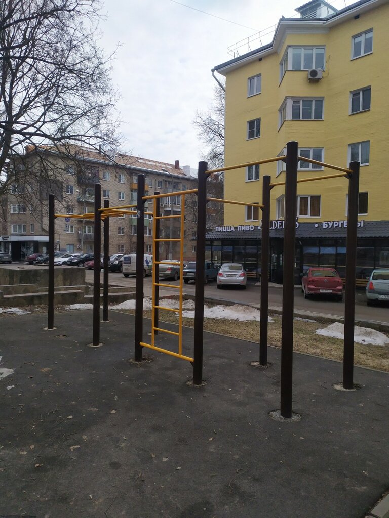 Spor alanı Спортивная площадка, Tula, foto