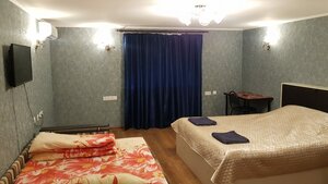 Guest House (Kapitanskaya ulitsa No:30, Rostov-on-Don, sadovoye tovarishchestvo Sadovod-Lyubitel), otel  Rostov‑na‑Donu'dan