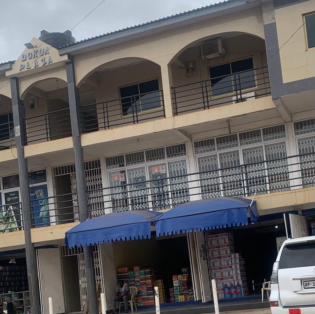 Emlak geliştirme Dokua plaza, Akra, foto