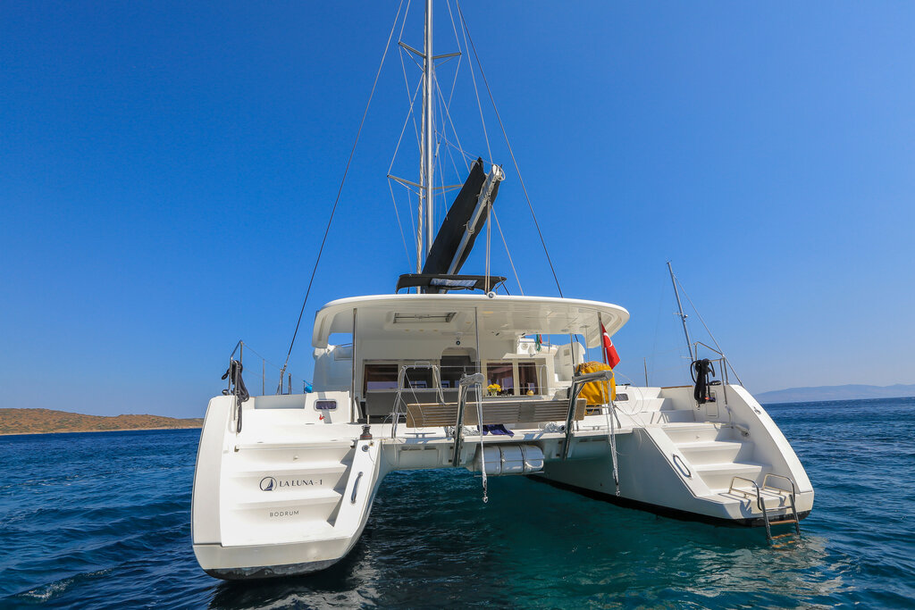 Tekne kiralama La Luna Sailing, Dünya, foto