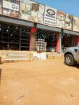 Ango Kaled (Luanda, Rua do Mercado Kifica), yapı hipermarketi  Loanda'dan