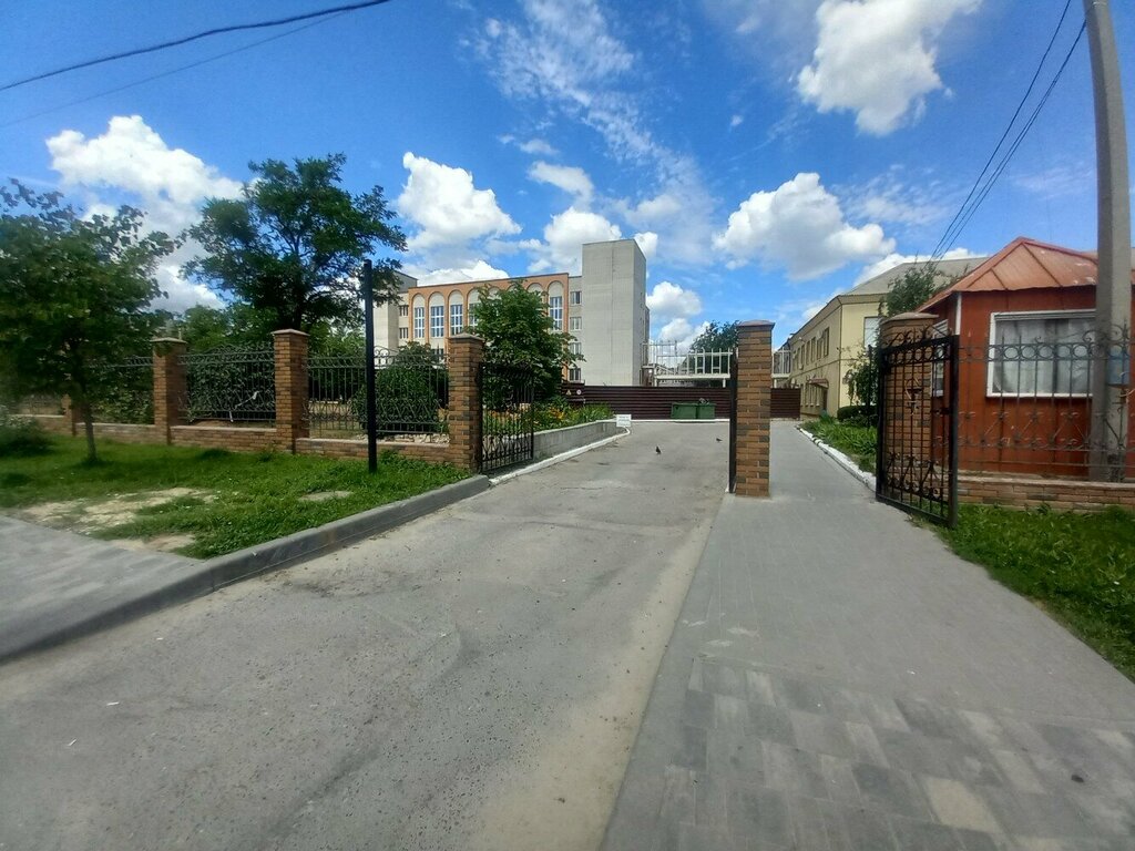 Yüksekokul Volgograd Medical College, building № 1, Volgograd, foto
