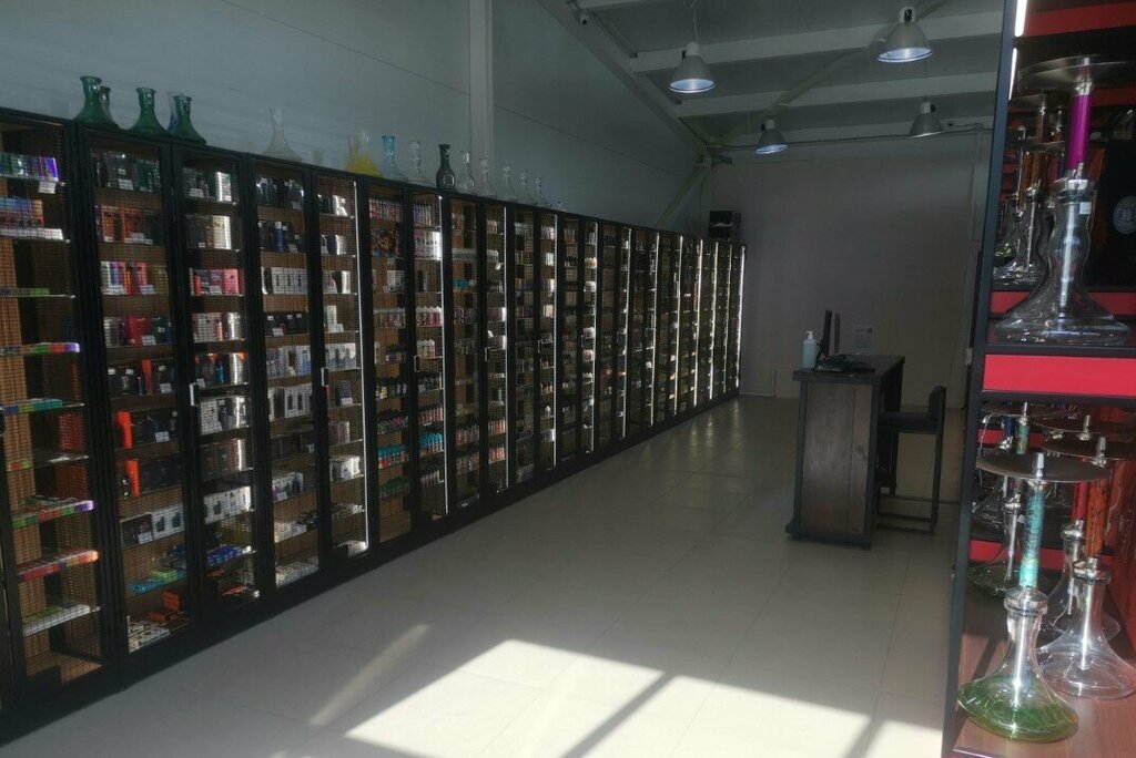 Tütün, sigara mağazaları Shtab Kalyanov, Tiumen, foto