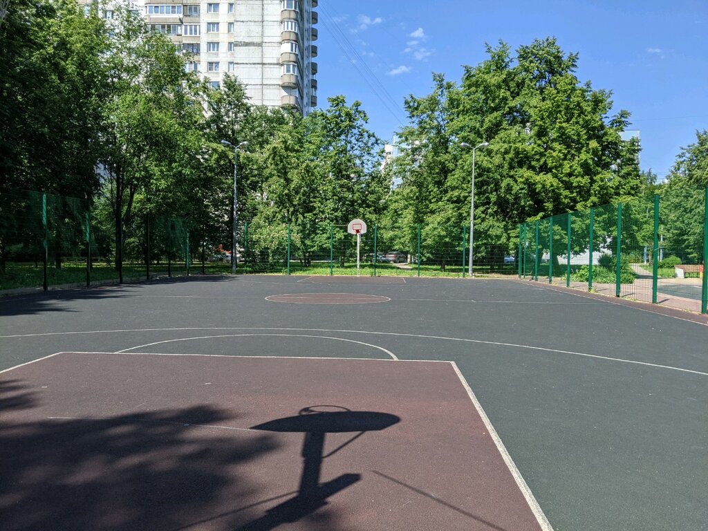 Spor alanı Баскетбольная площадка, Saint‑Petersburg, foto