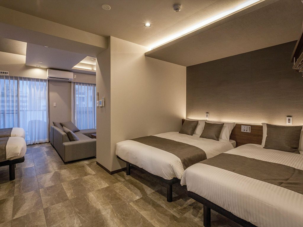 Otel Kariyushi Condominium Grandstay Asahibashiekimae, Naha, foto