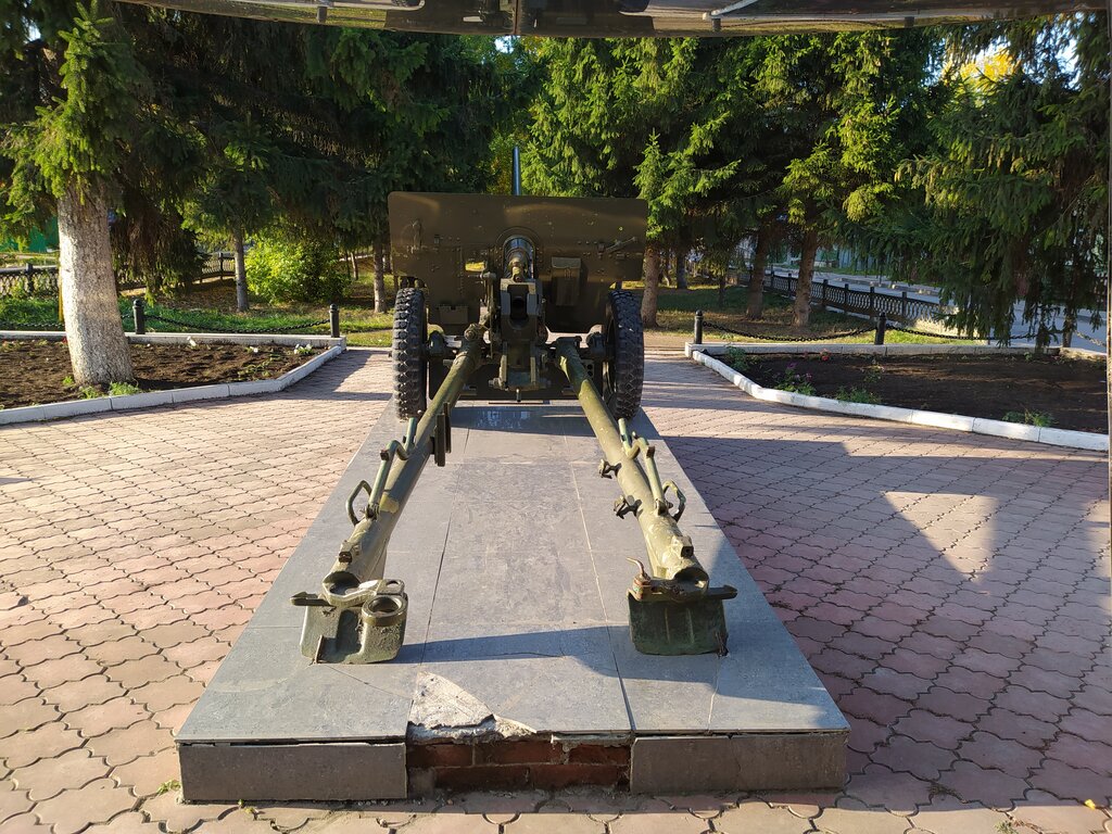 Teknoloji anıtı Противотанковая пушка ЗИС-2, Abdulino, foto