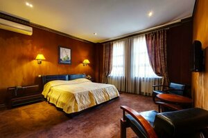 Marton Berlinsky Dom (Krasnyh Partizan Street No:383), otel  Krasnodar'dan