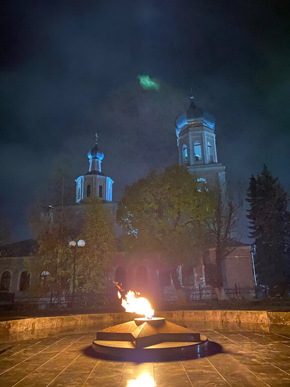 Kültür ve eğlence parkları Geroyev Garden Square, Valday, foto
