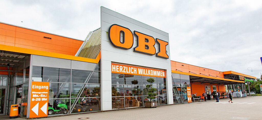 Kapılar OBI Türen und Fenster im Markt Husum, Schleswig‑Holstein, foto