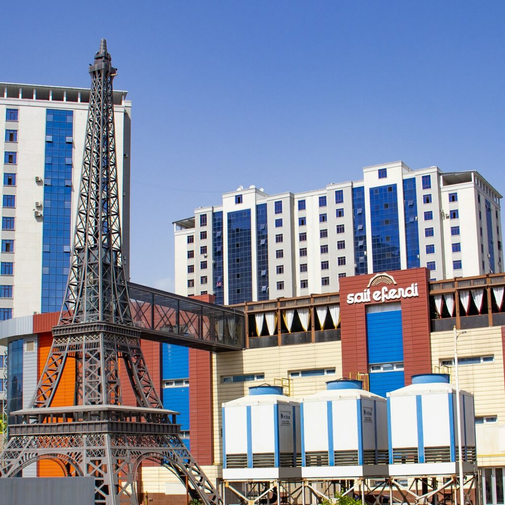 Turistik yerler Eiffel Tower, Duşanbe, foto