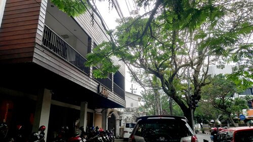 Kahve dükkanları GloVic, Jember, foto