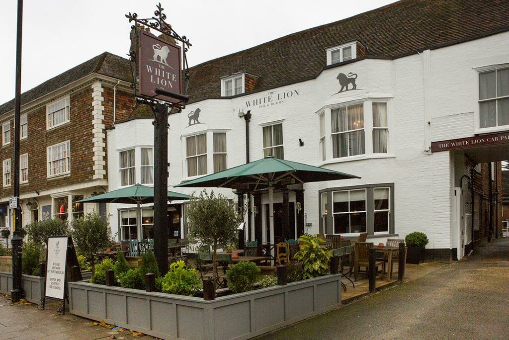 Bar The White Lion, Kent County, foto