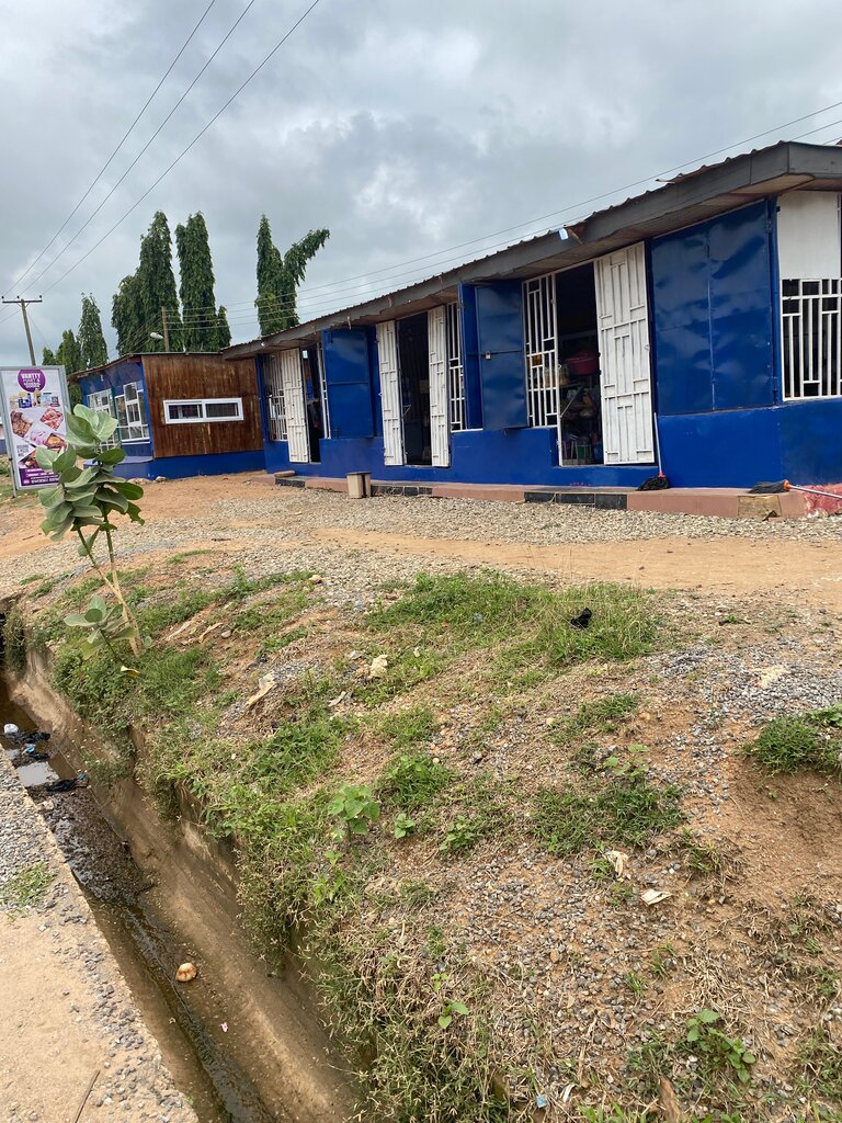 Toptan satış mağazaları Vahty Mart, Dünya, foto