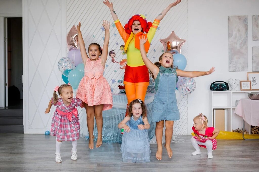Çocuklar için kutlama organizasyonları Animators-nn.ru, Nijni Novgorod, foto
