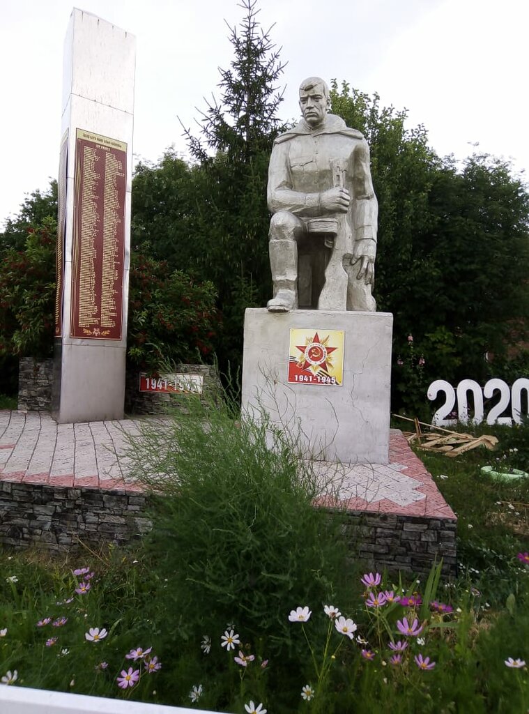 Anıt, heykel Защитник Отечества, Tataristan, foto