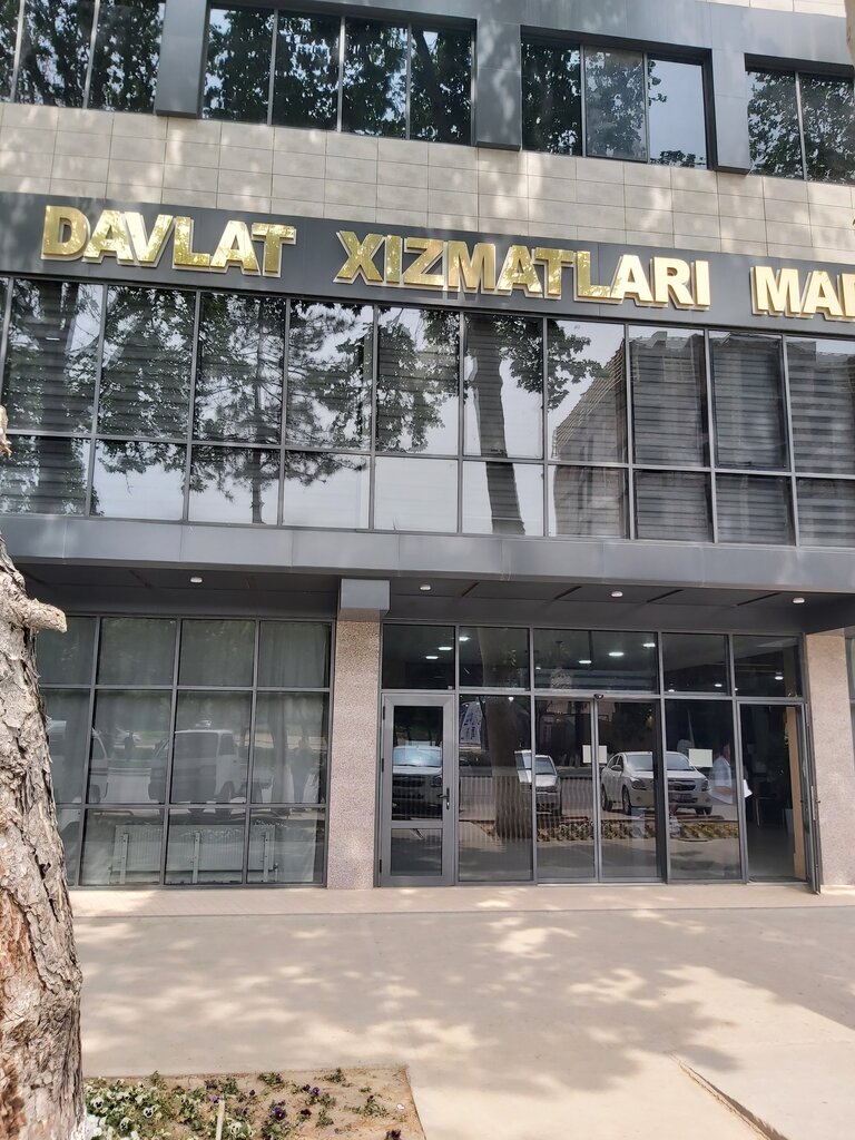 Belediye ve kamu hizmetleri merkezi Uchtepa tumani Davlat xizmatlari markazi, Taşkent, foto