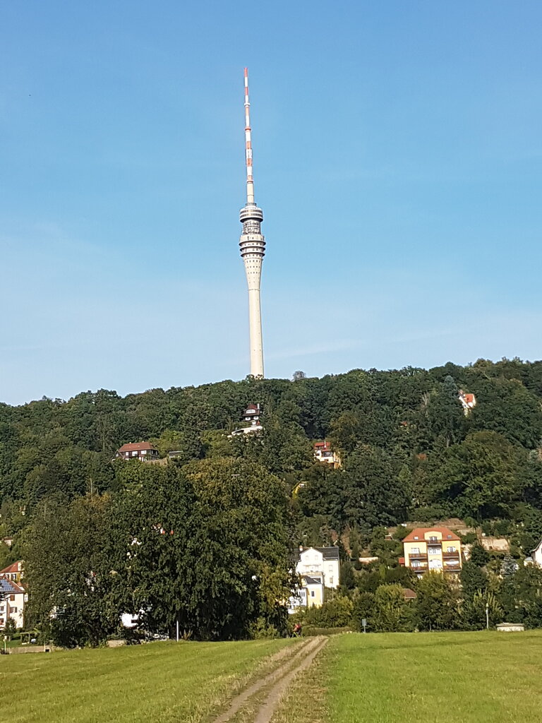 Turistik yerler Fernsehturm Dresden, Saksonya, foto
