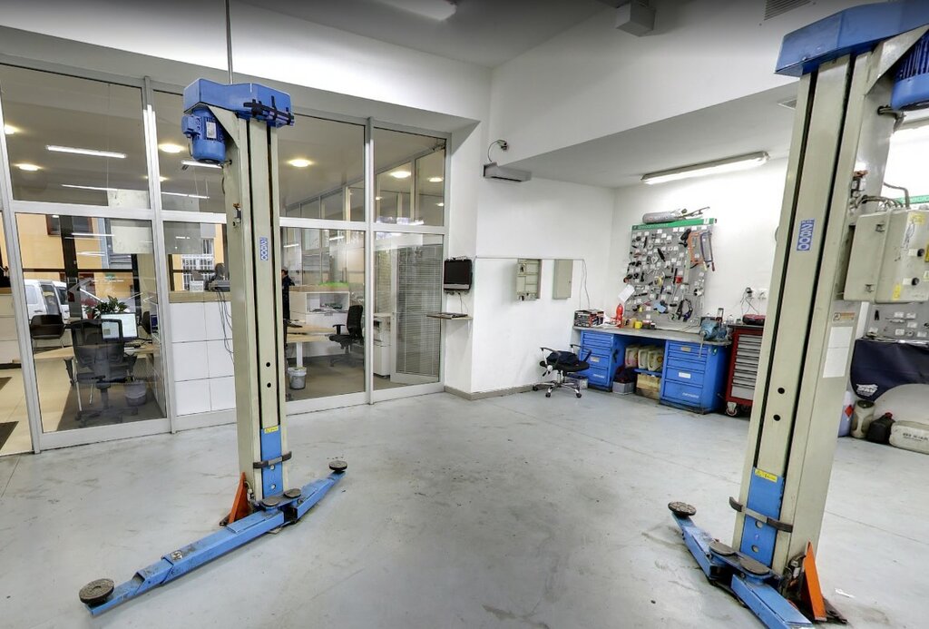 Otomobil servisi Evri Kar, Moskova, foto