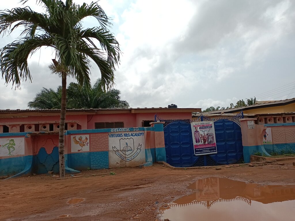 Ortaokul Virtuous kids academy, Dünya, foto