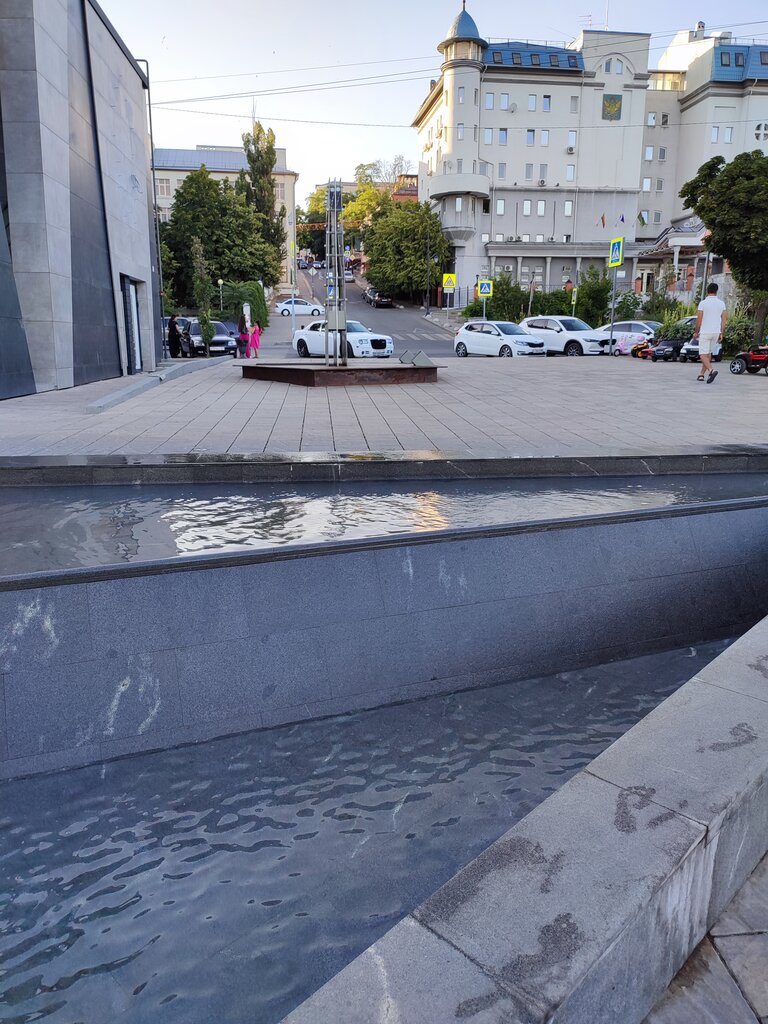 Çeşme Fountain, Rostov‑na‑Donu, foto