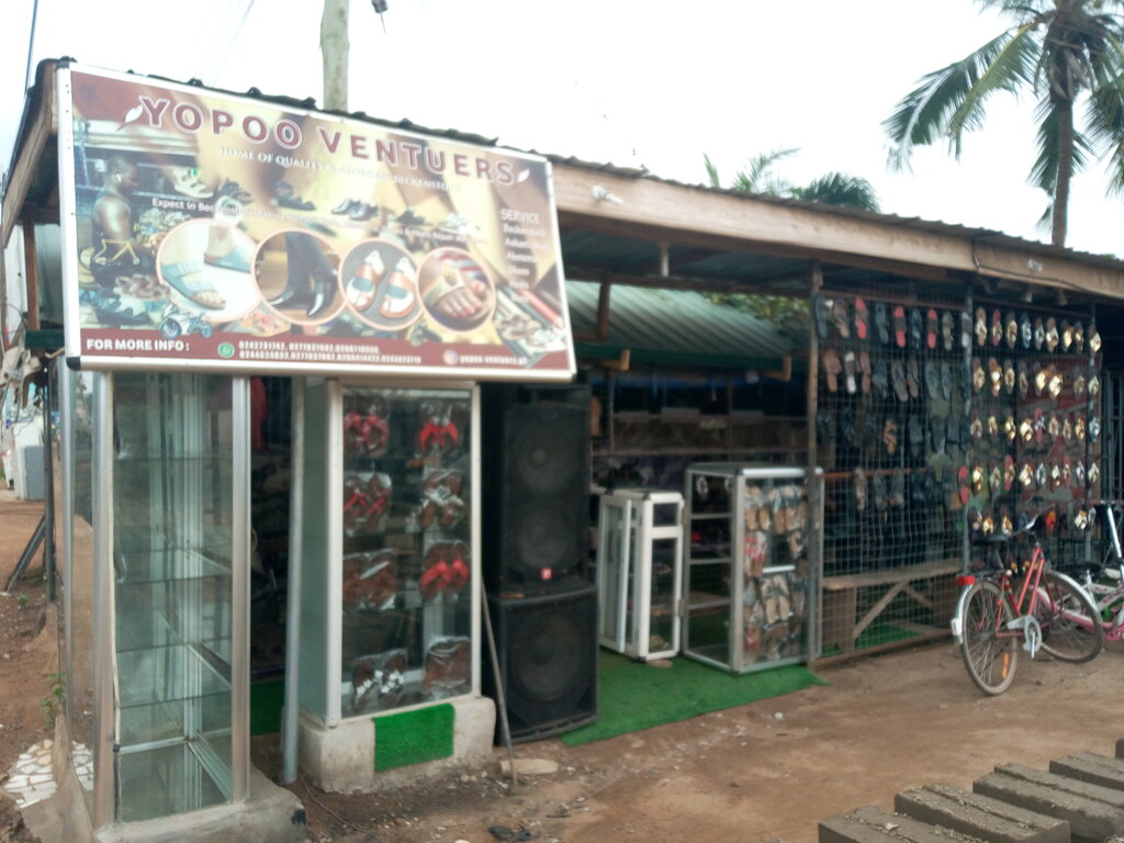 Ayakkabı firmaları Yopoo Ventures, Akra, foto