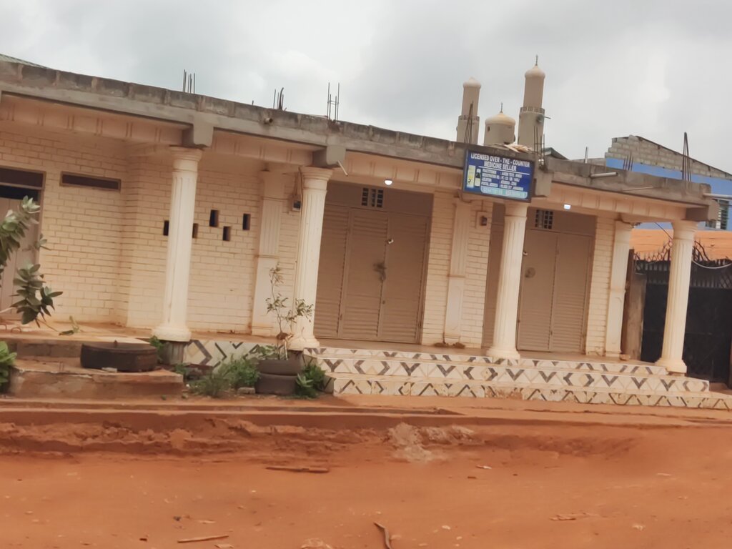 Eczaneler Aaron Teye Kwesi Licensed Over the Counter Medicine Seller, Dünya, foto