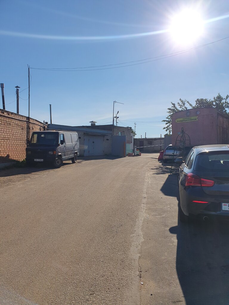 Garajlar Автозаводец, Minsk, foto
