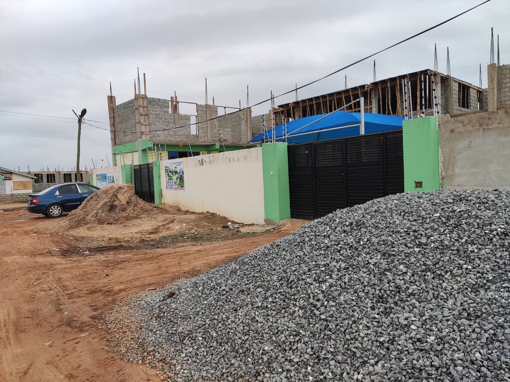 Ortaokul Bishop Sackey Academy, Dünya, foto