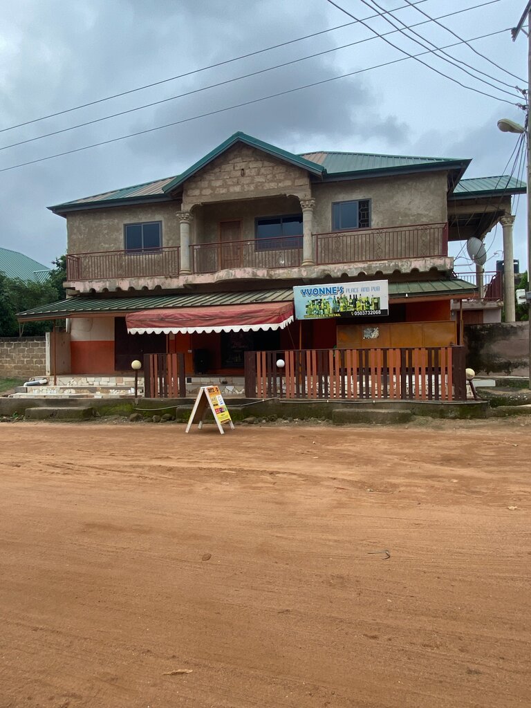 Bar Yvonne’s Place and Pub, Dünya, foto