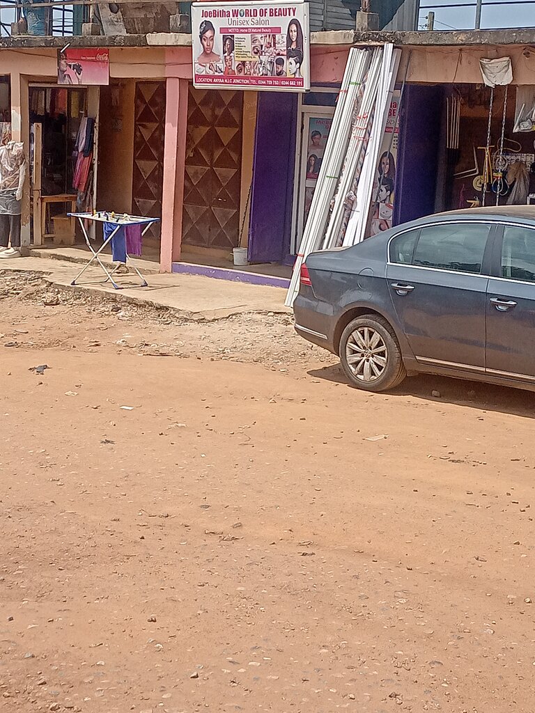 Güzellik salonu Joebirth world of beauty, Dünya, foto