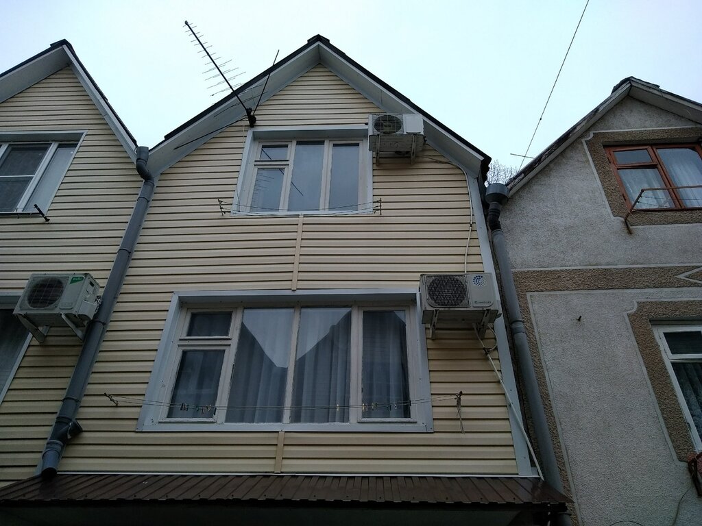 Kısa süreli konaklama Коттедж у моря, Soçi, foto