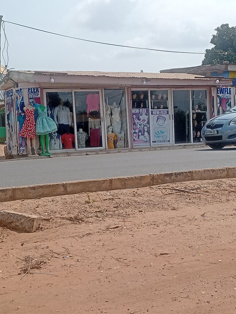 Giyim mağazası New-Flex, Dünya, foto