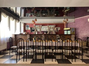 Omega (Yubileynaya ulitsa No:5А, Volgorechensk), restoran  Volgoreçensk'ten