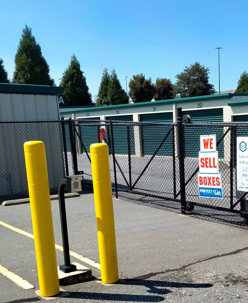 Depo hizmetleri Valley Storage, Kuzey Carolina Eyaleti, foto