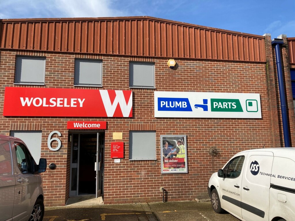Isıtma sistemleri ve ekipmanları Wolseley Plumb & Parts, Guildford, foto