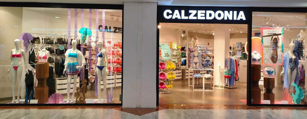 Giyim mağazası Calzedonia, Endülüs, foto