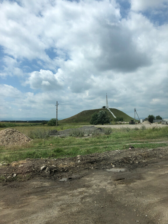 Anıt, heykel Памятник, Kabardino‑Balkarya, foto