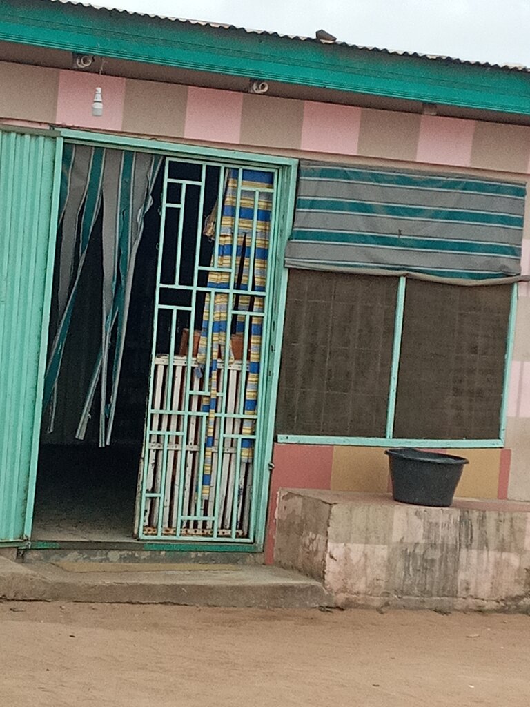 Bar Who knows tomorrow bar, Dünya, foto