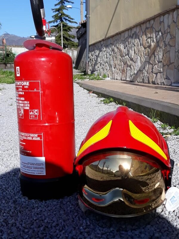 Giyim mağazası General Security, Campania, foto