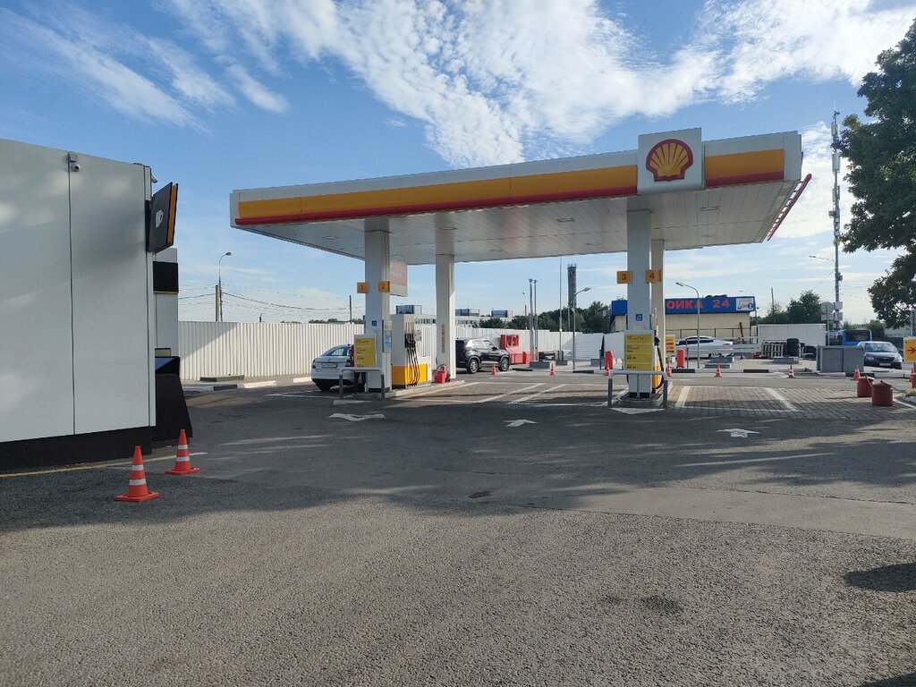 Benzin istasyonu Shell, Moskova, foto