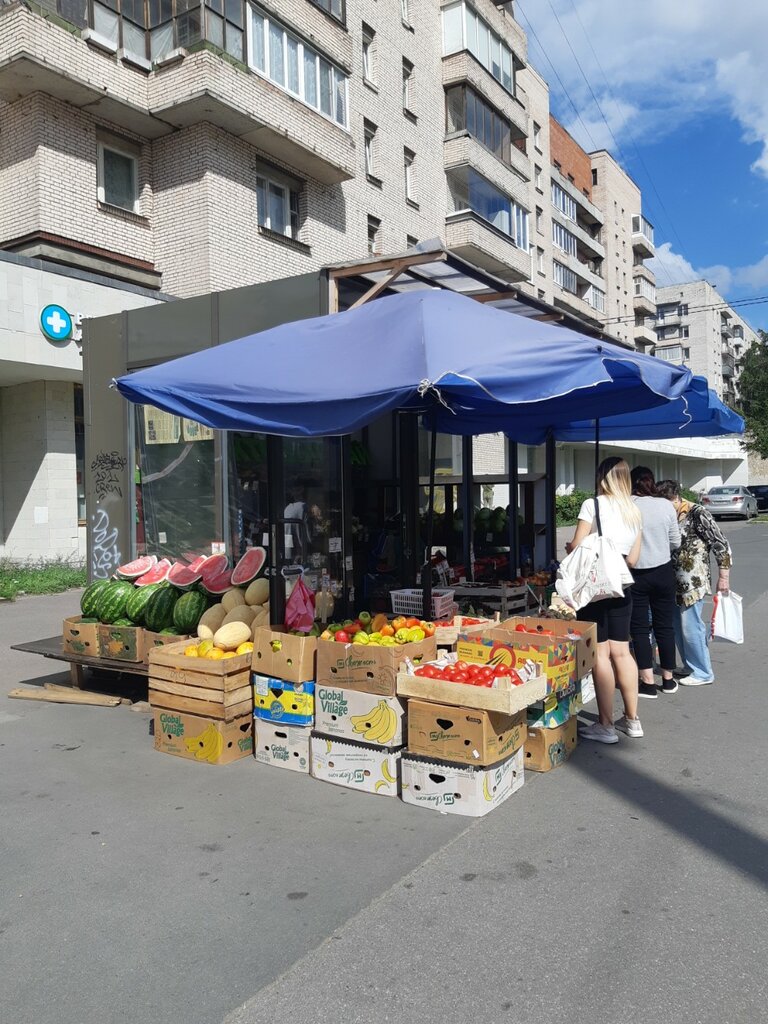 Manavlar Магазин овощей и фруктов, Saint‑Petersburg, foto