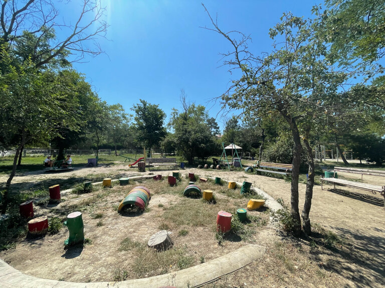 Oyun alanı Playground, Kırım Cumhuriyeti, foto