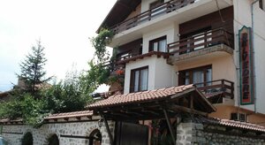 Guest House Belvedere (Blagoevgrad Province, Bansko, Bansko, улица Болгария), otel  Baniçka'dan (Bansko'dan)