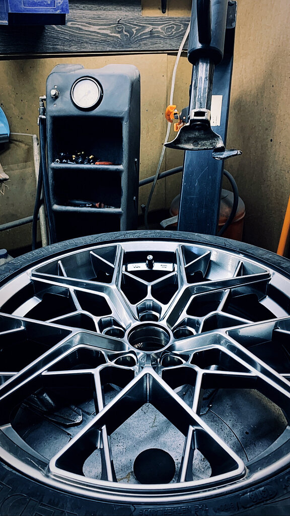 Oto lastik tamiri Autoshinka, Saint‑Petersburg, foto
