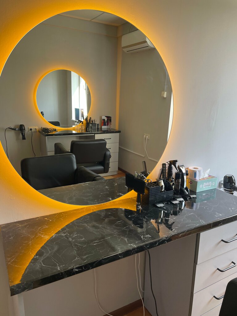 Kuaförler DebUt, Krymsk, foto