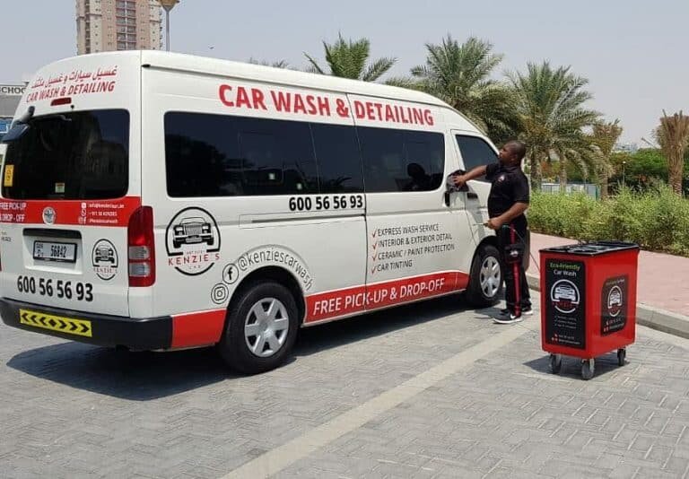 Oto yıkama Kenzie's Car Wash, Dubai, foto