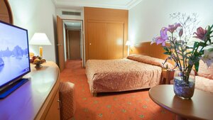 Abode Woden (Canberra), otel  Canberra'dan