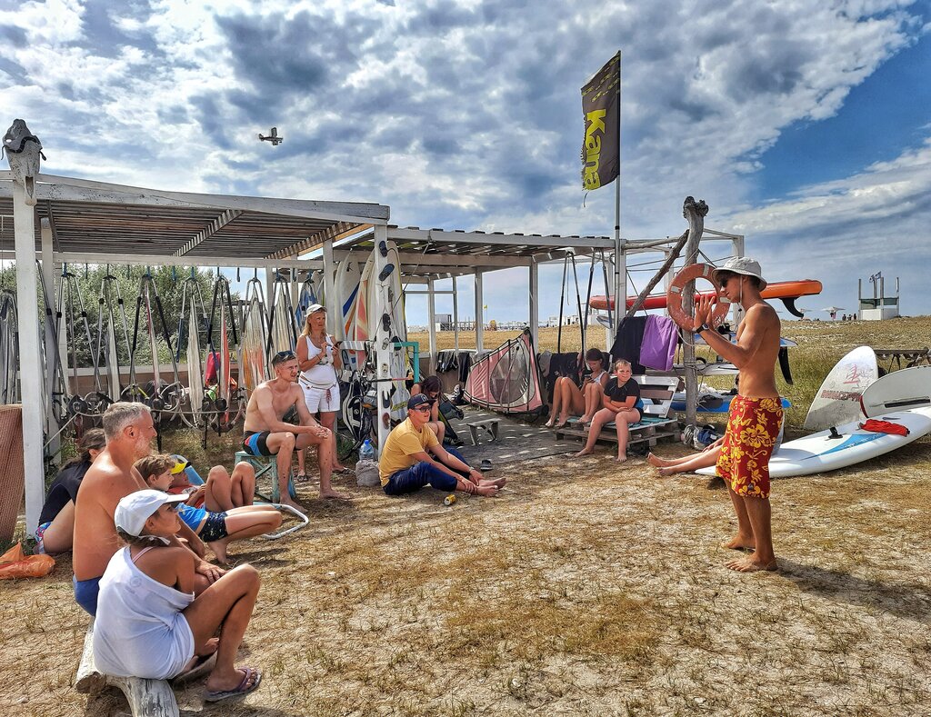 Rüzgar sörfü Виндсёрфинг в Оленевке, Kırım Cumhuriyeti, foto